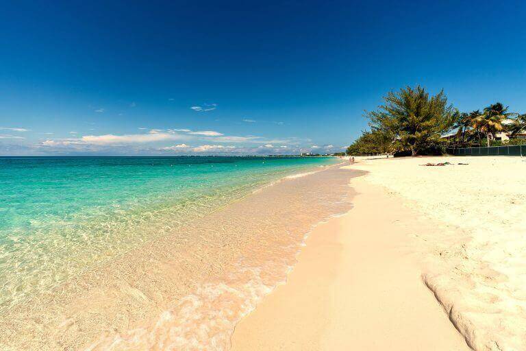 Cayman Islands: Global Citizens Programme Extended